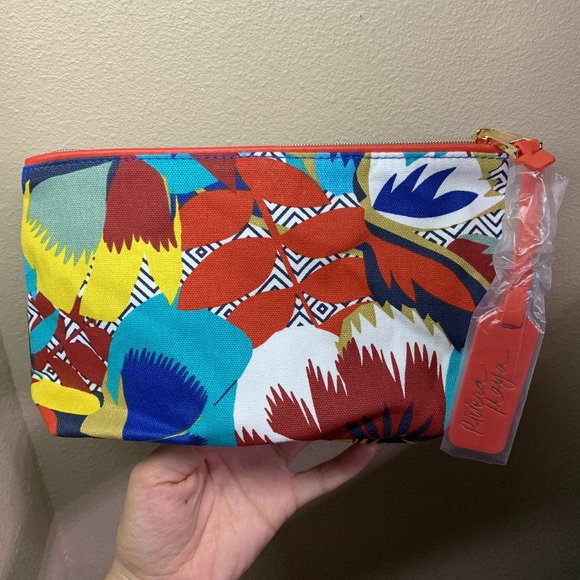 Estee Lauder | Bags | New Estee Lauder Cosmetic Makeup Travel Pouch Bag ...